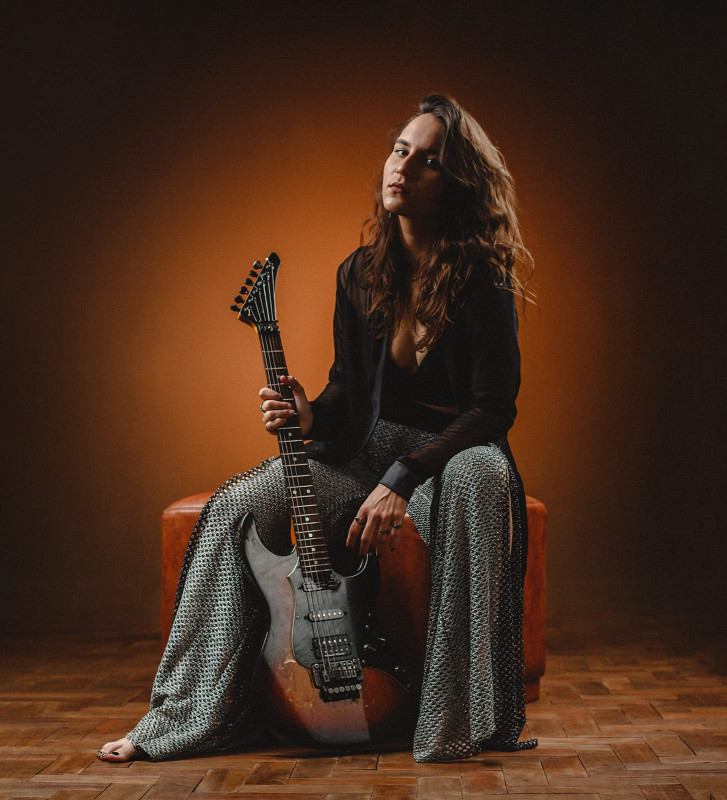 The Luanna lança single e clipe da música autoral “Chemical Fire ...