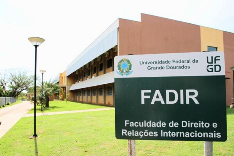 UFGD aplica prova de redação do Vestibular 60+ e da Acolhida ...